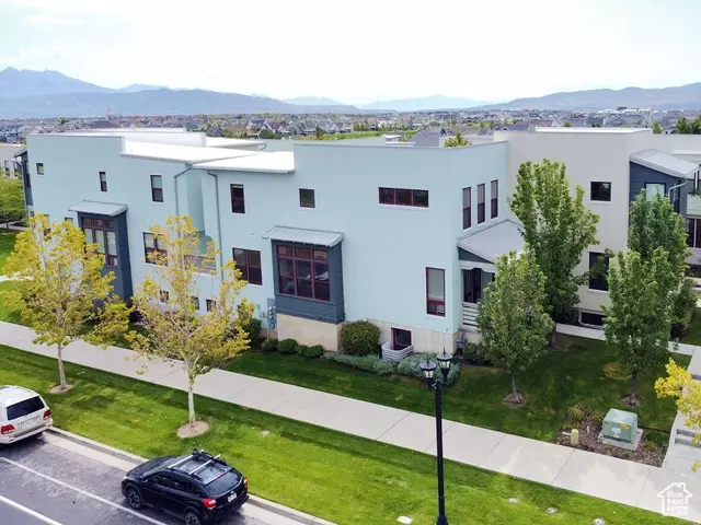 4881 W South Jordan Pkwy S, South Jordan, UT 84009 | MLS# 2111705 | 44 ...