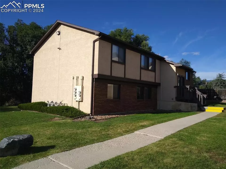 2621 E Uintah St #ABCD, Colorado Springs, CO 80909 | 29 Photos - Movoto