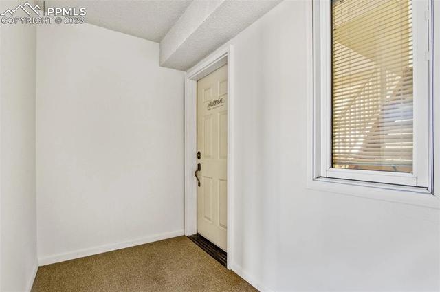 581 Observatory Dr, Colorado Springs, CO 80904 | 24 Photos - Movoto
