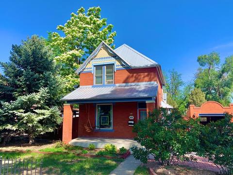 307 Polk St, Pueblo, CO 81004 | 39 Photos | MLS #207048 - Movoto