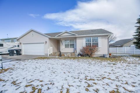 2865 Fairmont Dr, Burley, ID 83318 | 30 Photos | MLS #98867120 - Movoto