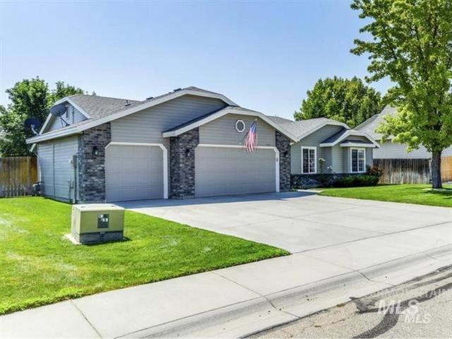 441 War Eagle Way, Nampa, ID 83686 | 24 Photos - Movoto