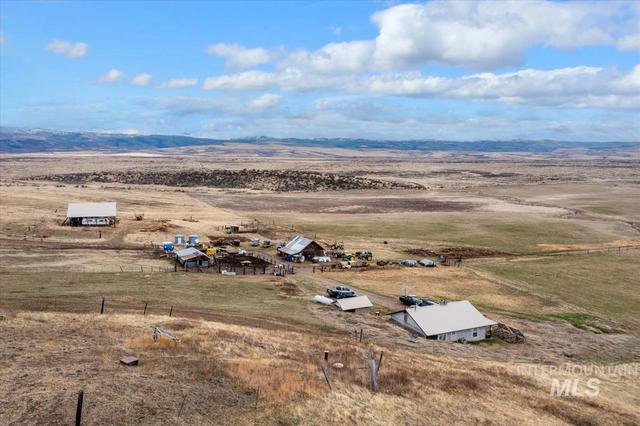 2235 Hog Flat Ln, Indian Valley, ID 83632 | MLS# 98929284 | 45 Photos ...