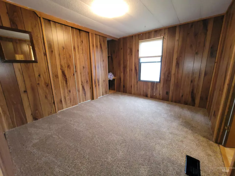 405 N 2nd St W, Weippe, ID 83553 | MLS# 98961884 | 42 Photos - Movoto