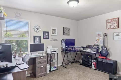 1068 Terra Ave, Twin Falls, ID 83301 | MLS# 98987580 | 38 Photos - Movoto