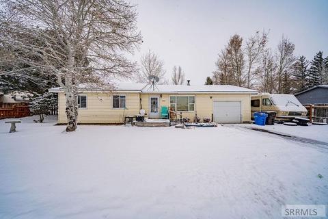 1005 W 4 N, Saint Anthony, ID 83445 | 35 Photos | MLS #2151808 - Movoto