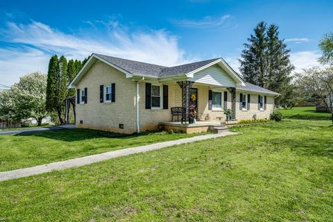 59 Algood Homes for Sale - Algood TN Real Estate - Movoto