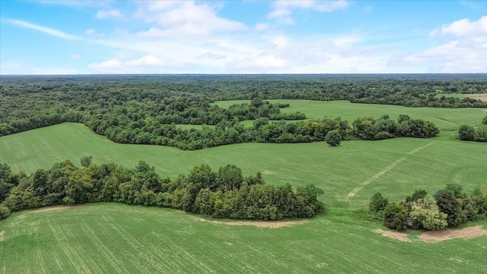 1020 Gayron Dr, Joelton, TN 37080 | 18 Photos - Movoto