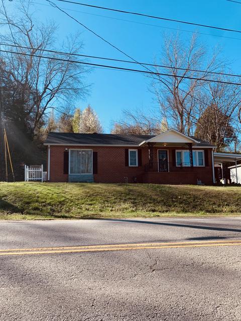 36 Hartsville Pike, Carthage, TN 37030 | 18 Photos | MLS #2527432 - Movoto