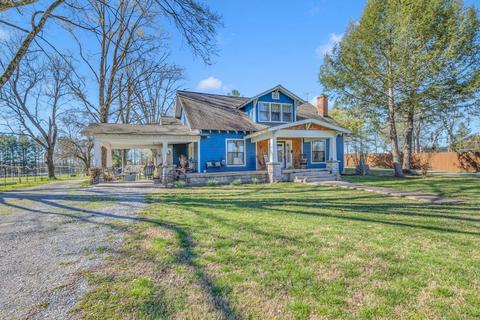 4266 Old Rome Pike, Lebanon, TN 37087 | 70 Photos | MLS #2501800 - Movoto