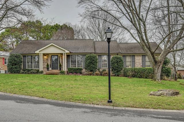5529 Trousdale Dr, Brentwood, TN 37027 | 41 Photos | MLS #2555014 - Movoto