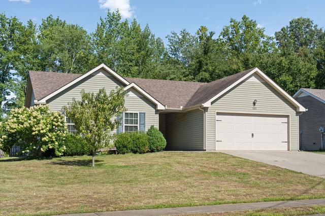 555 Magnolia Dr, Clarksville, TN 37042 | 30 Photos - Movoto