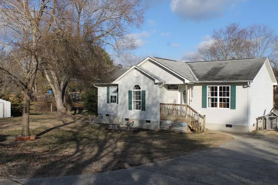 103 Walker Ln, Chickamauga, GA 30707 | 16 Photos - Movoto