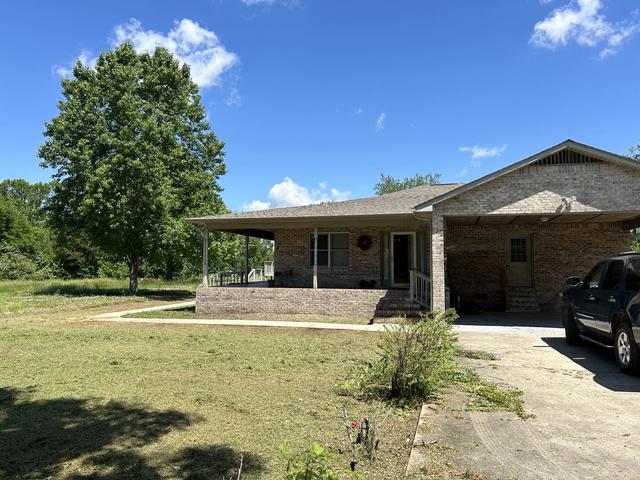 381 Maple Rd, Huntland, TN 37345 | 33 Photos - Movoto