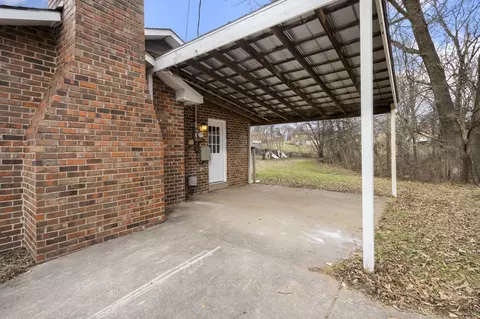 739 Ringgold Rd, Clarksville, TN 37042 | 31 Photos - Movoto