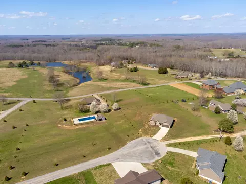 99 Cart Pathway, Loretto, TN 38469 | 35 Photos - Movoto