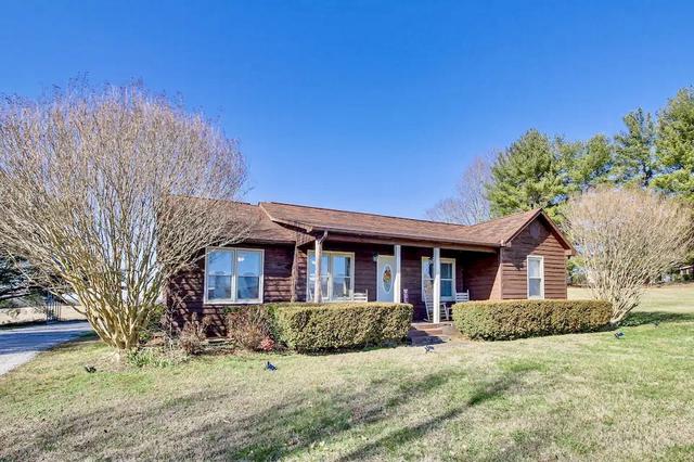 2435 Water Tank Rd, Winchester, TN 37398 | 28 Photos - Movoto