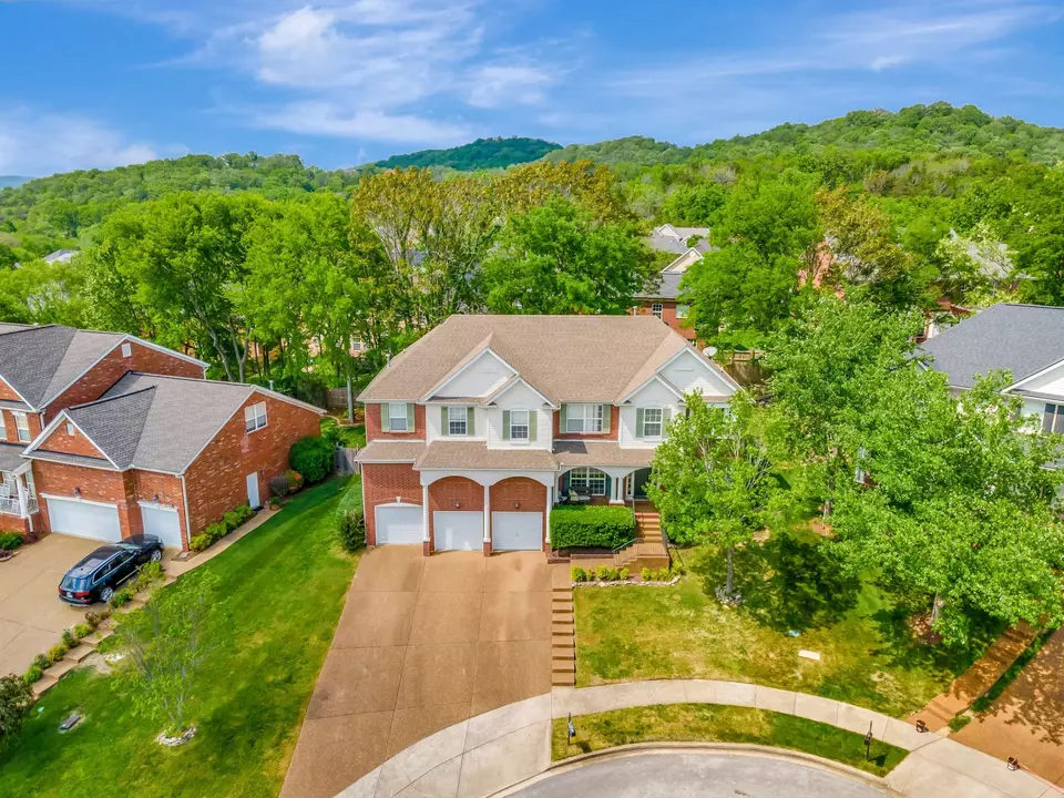 1616 Flanders Ct, Franklin, TN 37067 | 46 Photos - Movoto