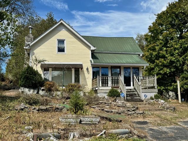 124 Brooks Ln, Carthage, TN 37030 | 53 Photos - Movoto