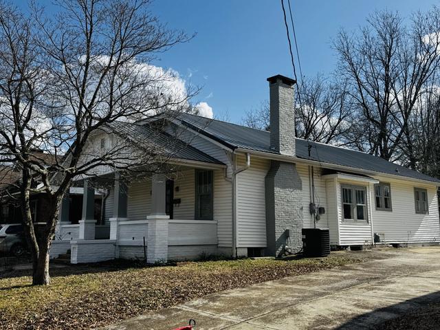 321 Walnut St, Paris, TN 38242 | MLS# 2791151 | 23 Photos - Movoto