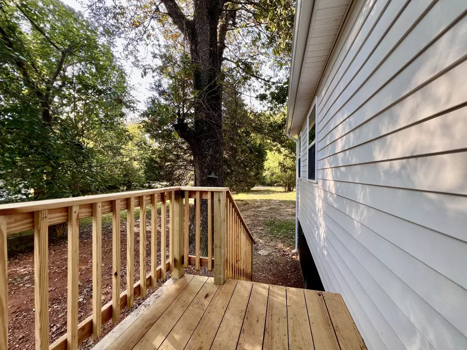 903 Curtis St, Paris, TN 38242 | MLS# 2995753 | 25 Photos - Movoto