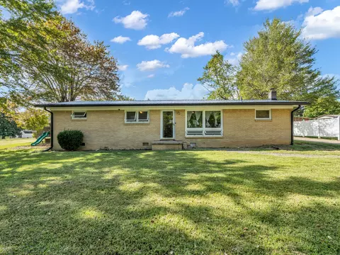 8985 Us Highway 70 E, Mcewen, TN 37101 - Movoto