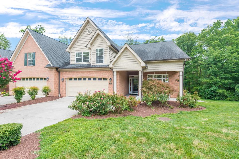 4612 Topsail Way, Knoxville, TN 37918 | 39 Photos - Movoto