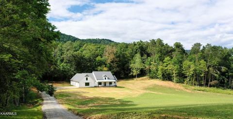 494 Old Dutch Valley Rd, Clinton, TN 37716 | 39 Photos | MLS #1206202 ...