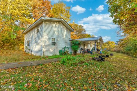 250 Stinnett Rd, Madisonville, TN 37354 | 16 Photos | MLS #1209315 - Movoto