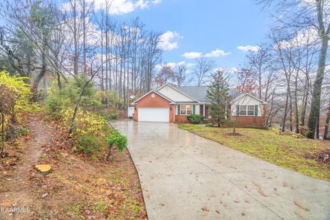 4804 Laurelwood Rd, Knoxville, TN 37918 | 33 Photos | MLS #1213195 - Movoto
