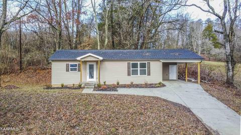 221 Offutt Rd, Clinton, TN 37716 | 41 Photos - Movoto
