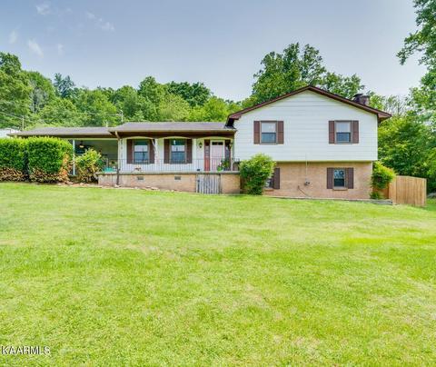 104 Ivy Ln, Clinton, TN 37716 | 24 Photos | MLS #1227803 - Movoto