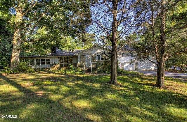 627 Smith Rd, Knoxville, TN 37934 | 54 Photos - Movoto