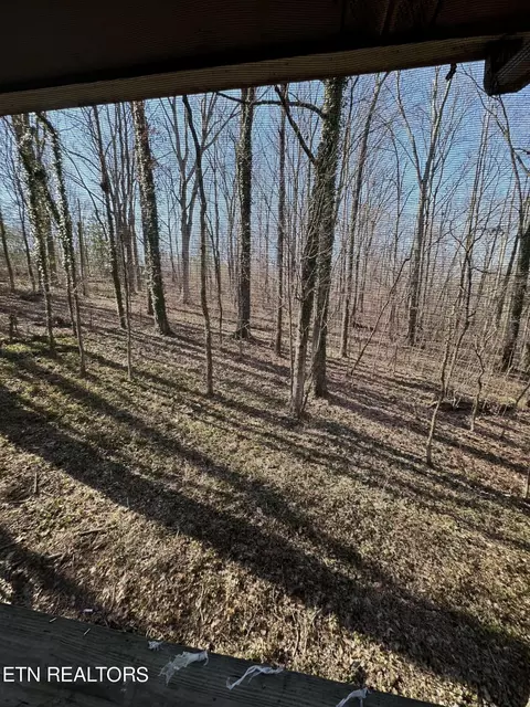 1429 Springwood Cir, Knoxville, TN 37931 | 18 Photos - Movoto