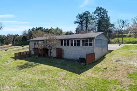 125 Highland View Dr, Knoxville, TN 37920 | 33 Photos - Movoto
