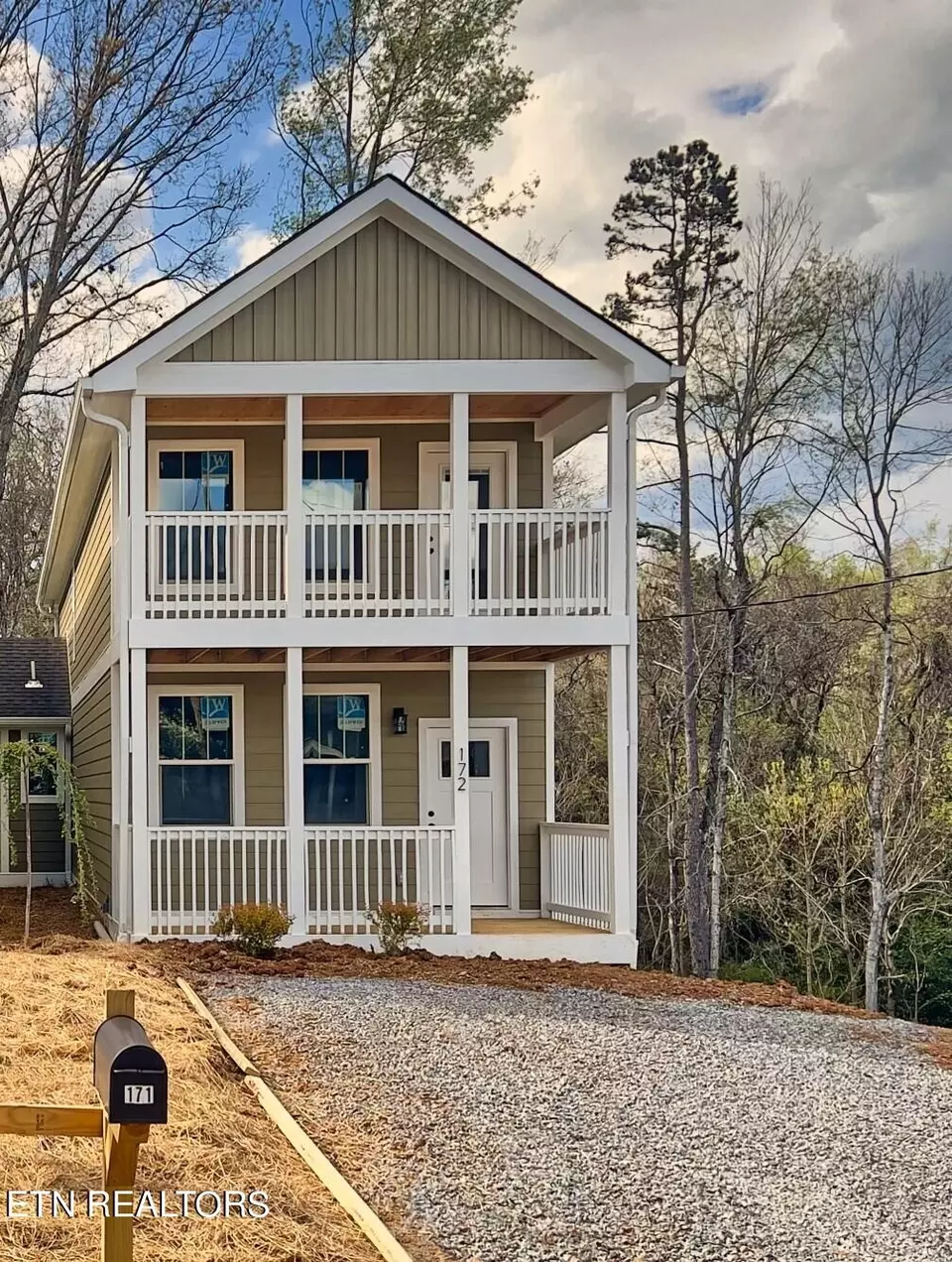 172 W Meeting St, Dandridge, TN 37725 | 40 Photos - Movoto