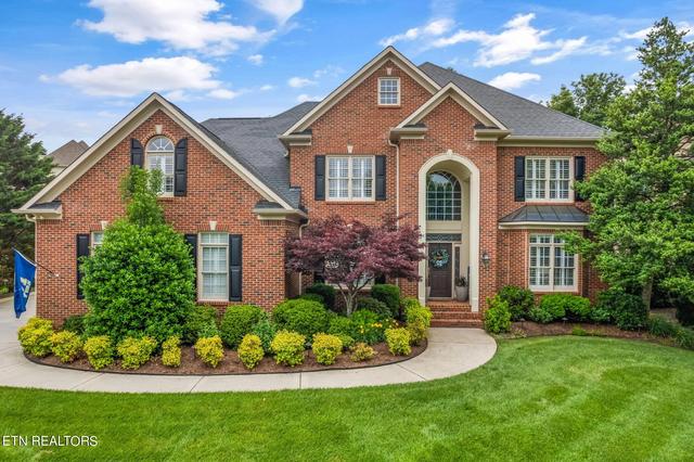 9137 Hailes Abbey Ln, Knoxville, TN 37922 | 58 Photos - Movoto