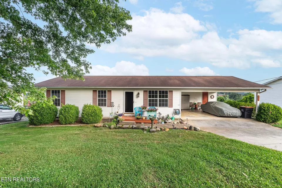 3911 Big Springs Ridge Rd, Friendsville, TN 37737 | 19 Photos - Movoto