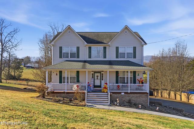 267 Far View Cir, Jacksboro, TN 37757 | MLS# 1324651 | 59 Photos - Movoto