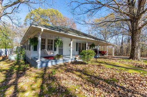 665 Hatley Loop, Savannah, TN 38372 | 25 Photos | MLS #10137413 - Movoto