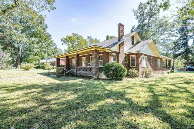 307 Church St, Somerville, TN 38068 | 18 Photos - Movoto