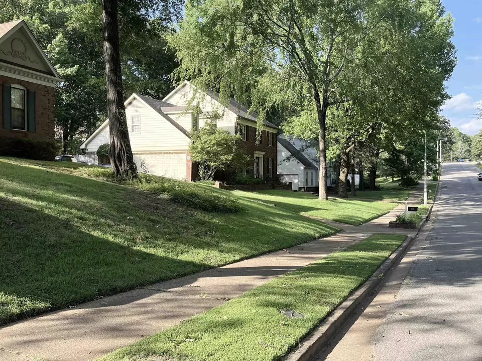 117 Country Pl, Cordova, TN 38018 | 32 Photos - Movoto