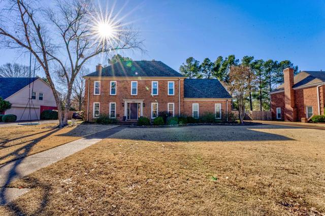 9191 Grey Cliff Dr, Germantown, TN 38139 | 40 Photos - Movoto