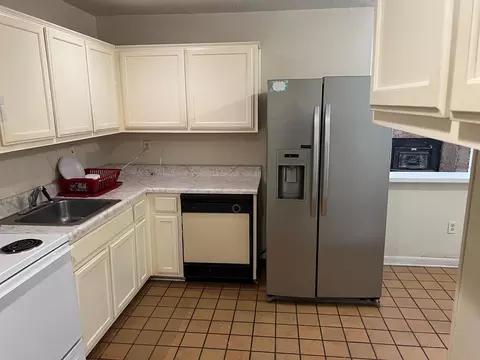 1759 Club Green Dr #67, Memphis, TN 38116 | 17 Photos - Movoto