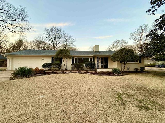 54 Deluxe Homes East Cherry Drive Memphis Homes For Sale & Deluxe Homes ...