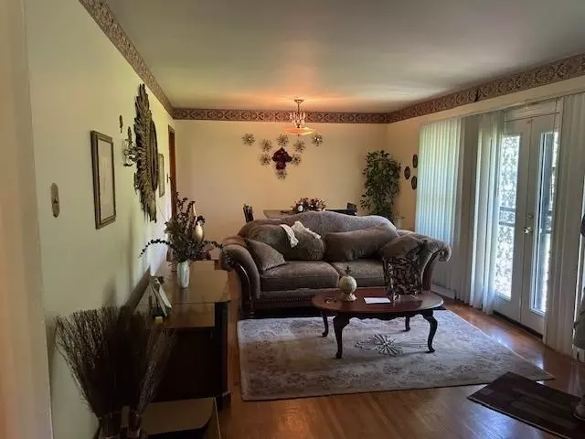 1279 Timothy Dr, Memphis, TN 38116 | MLS# 10199228 | 9 Photos - Movoto