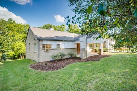 321 High Ridge Road, Kingsport, TN 37660 | 46 Photos - Movoto