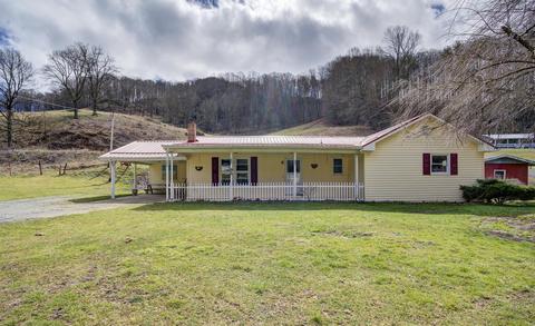 288 Shell Creek Road, Roan Mountain, TN 37687 | 31 Photos - Movoto