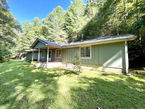 112 Goins Frk, Clintwood, VA 24228 | 1 photo | MLS #9942663 - Movoto