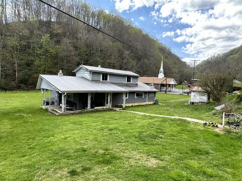 1567 W Dante Hollow Rd, Nora, VA 24272 | 21 Photos | MLS #9950761 - Movoto
